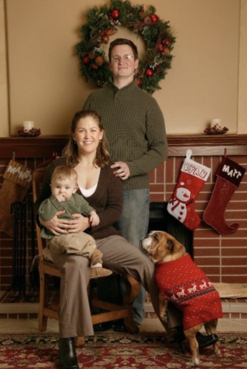Funny Christmas Pictures | Awkward Christmas and Xmas Photos