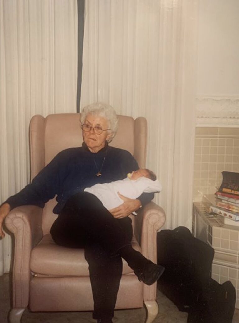 Funny Baby Pictures & Photos | Awkward Baby Photos