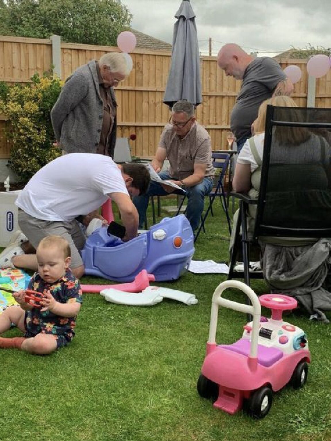 Funny Birthday Pictures | Awkward Birthday Photos