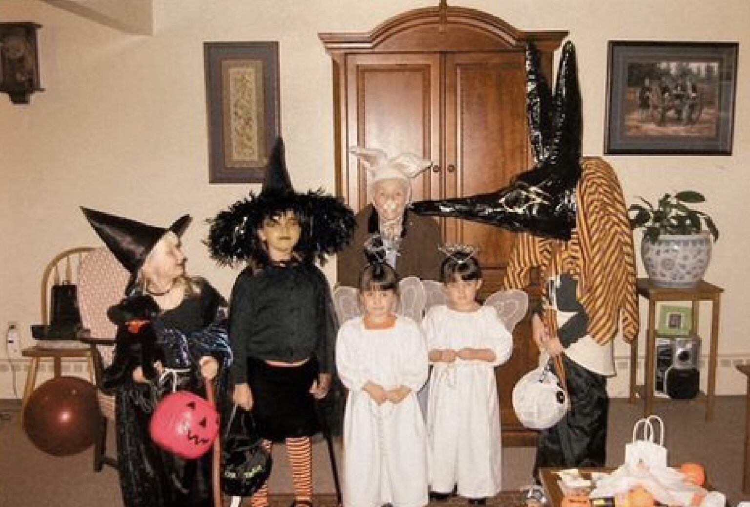 Funny Halloween Pictures | Awkward Halloween Photos