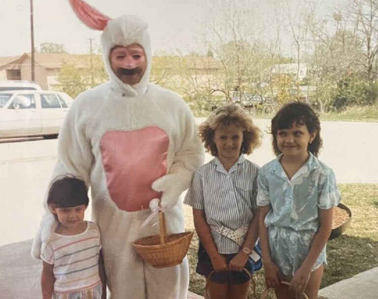 Funny Easter Pictures and Photos | Awkward Family Photos