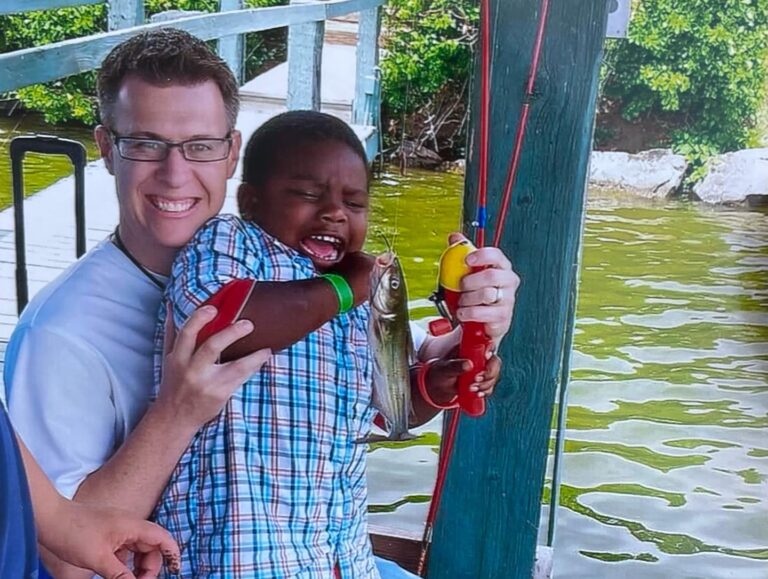 Photos Archives - AwkwardFamilyPhotos.com