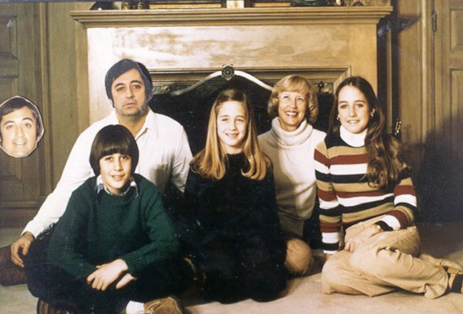 Funny Christmas Pictures | Awkward Christmas and Xmas Photos