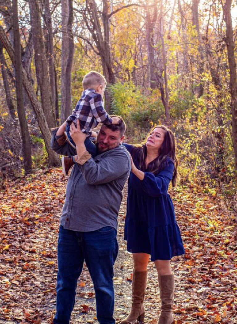 Funny Family Portraits | Awkward & Bad Family Portraits
