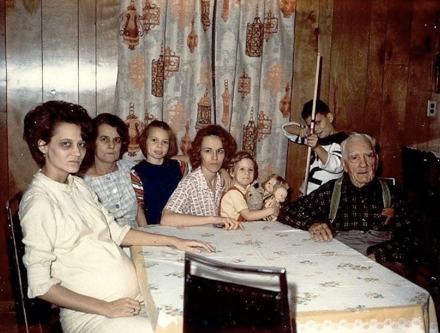 Funny Kid Pictures | Awkward and Hilarious Kid Photos