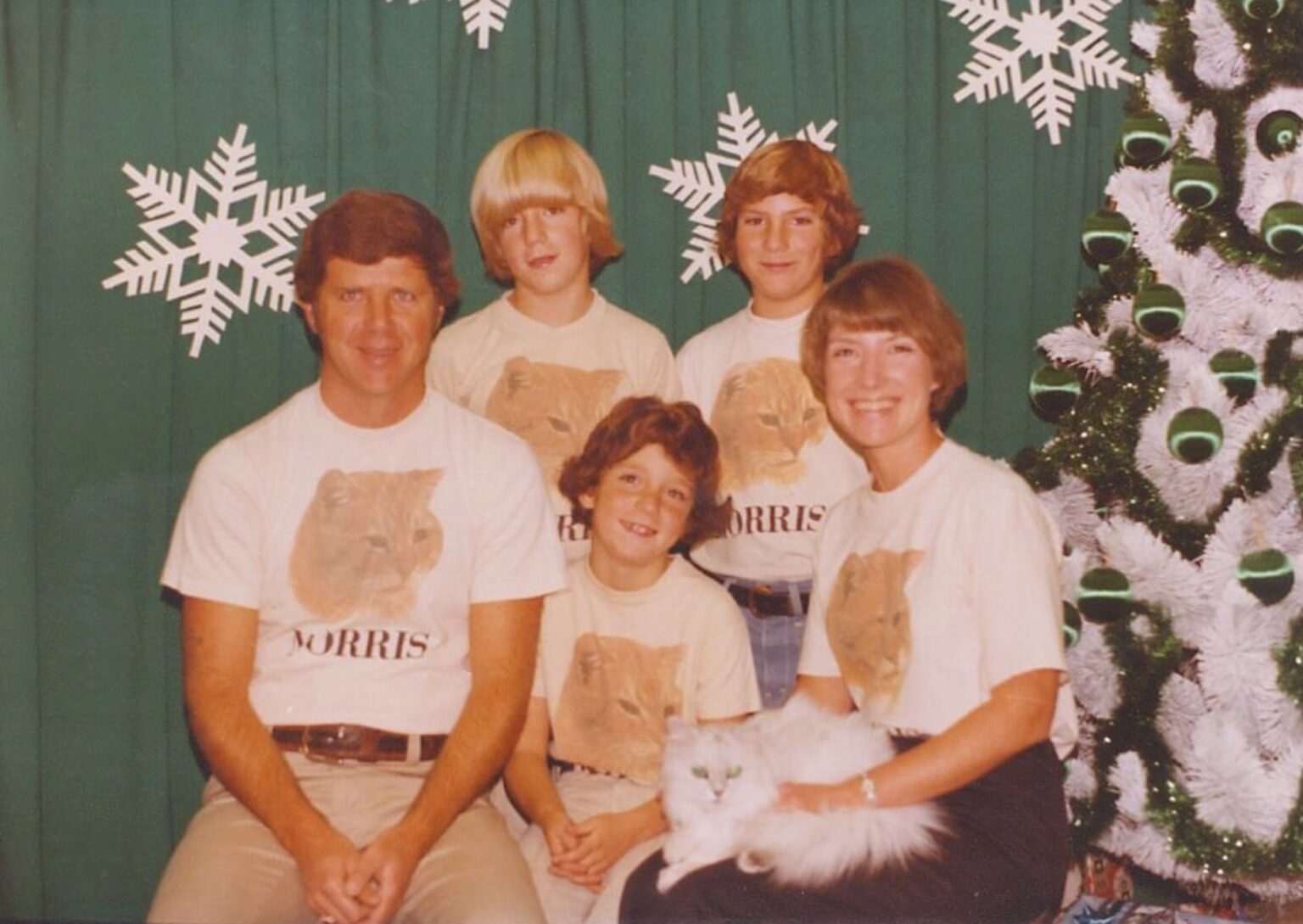 AwkwardFamilyPhotos.com - Page 4 of 890 - Spreading the Awkwardness